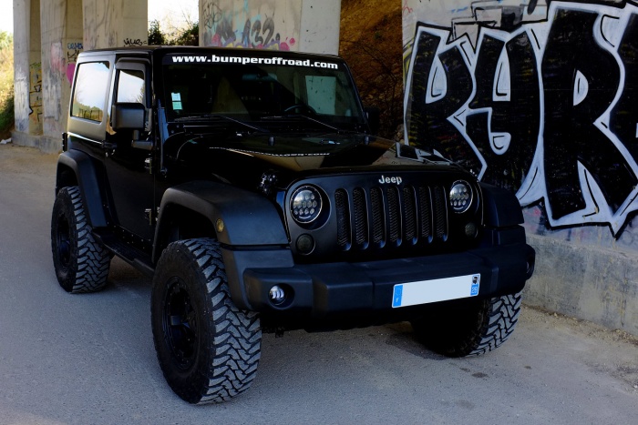 Jeep-JK-2Doors-Black-Corsica-5 - BumperOffroad